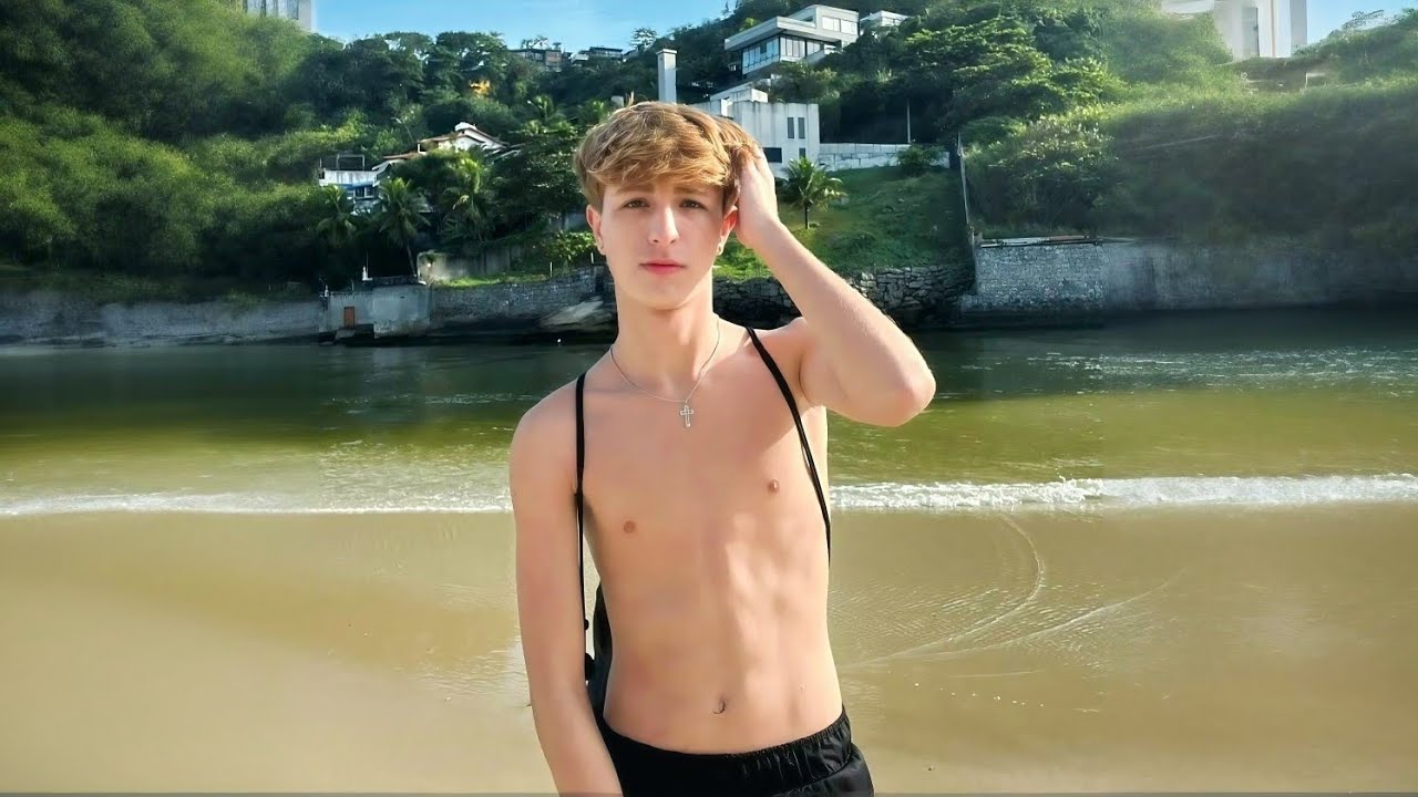 Pretty Gorgeous Young Fitness Model | VICTOR - YouTube
