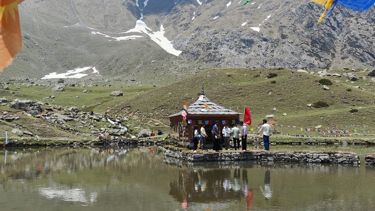 Trek to Yulla kanda .World's highest Krishna Temple #youtube # ...