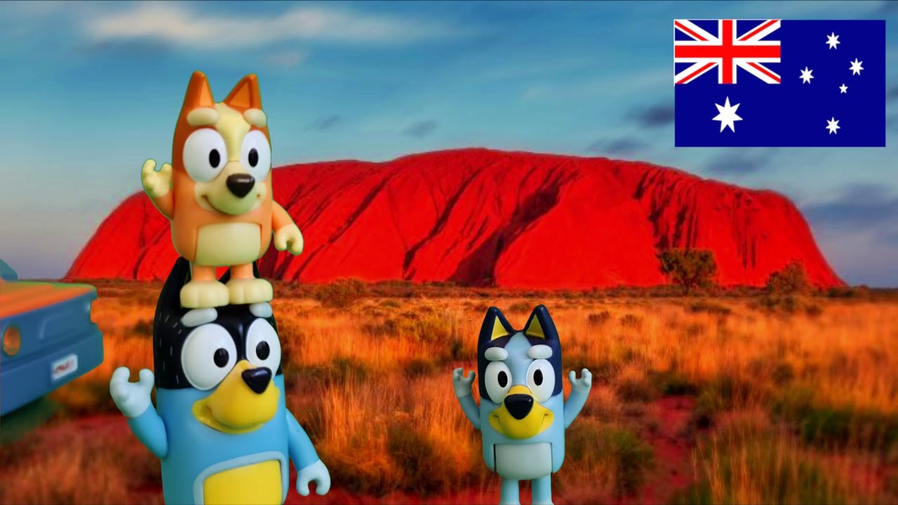 Bluey toys spend Australia Day in Uluru & Great Barrier Reef - YouTube