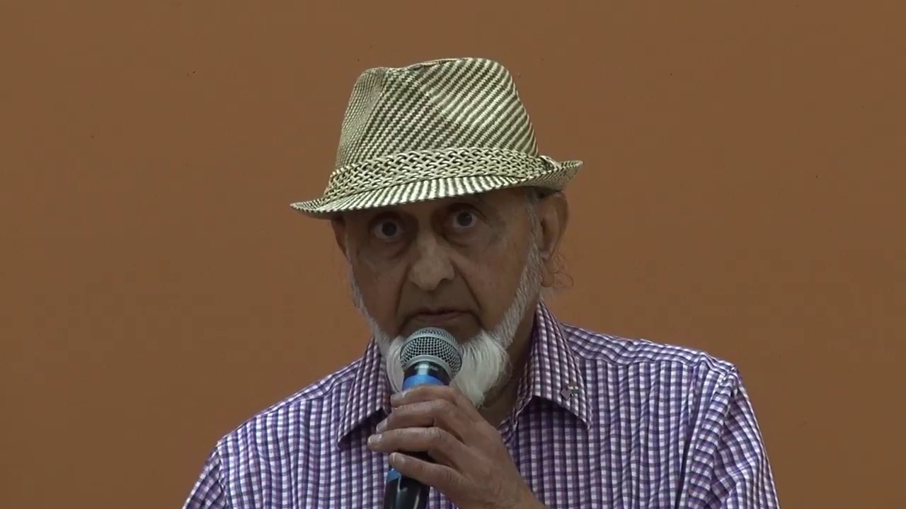 Kanti Patel singing Gujarati Gauzale at ICC monthly Karaoke Prog. on 04 ...