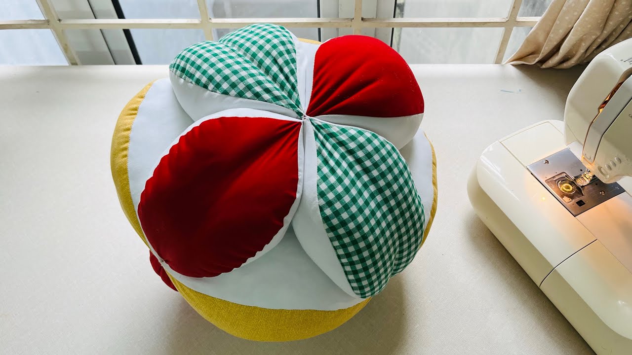 No YouTuber has ever shown you how to sew decorative pillows in this ...