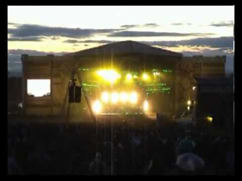 System of a Down — live @ Download Festival 2005 (Full) - YouTube