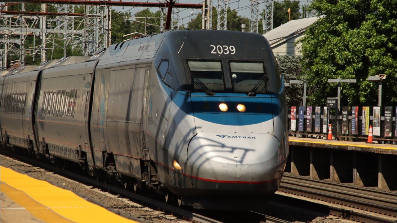 Loud Amtrak Acela Express Trains At 150mph Screaming Thru Princeton ...