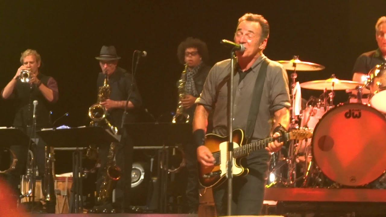 Bruce Springsteen - 2013-07-24 Leeds - Local Hero - YouTube