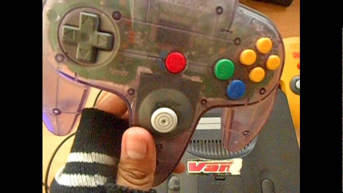 Donkey Kong 64 Banana Controller Review (Spanish) - YouTube