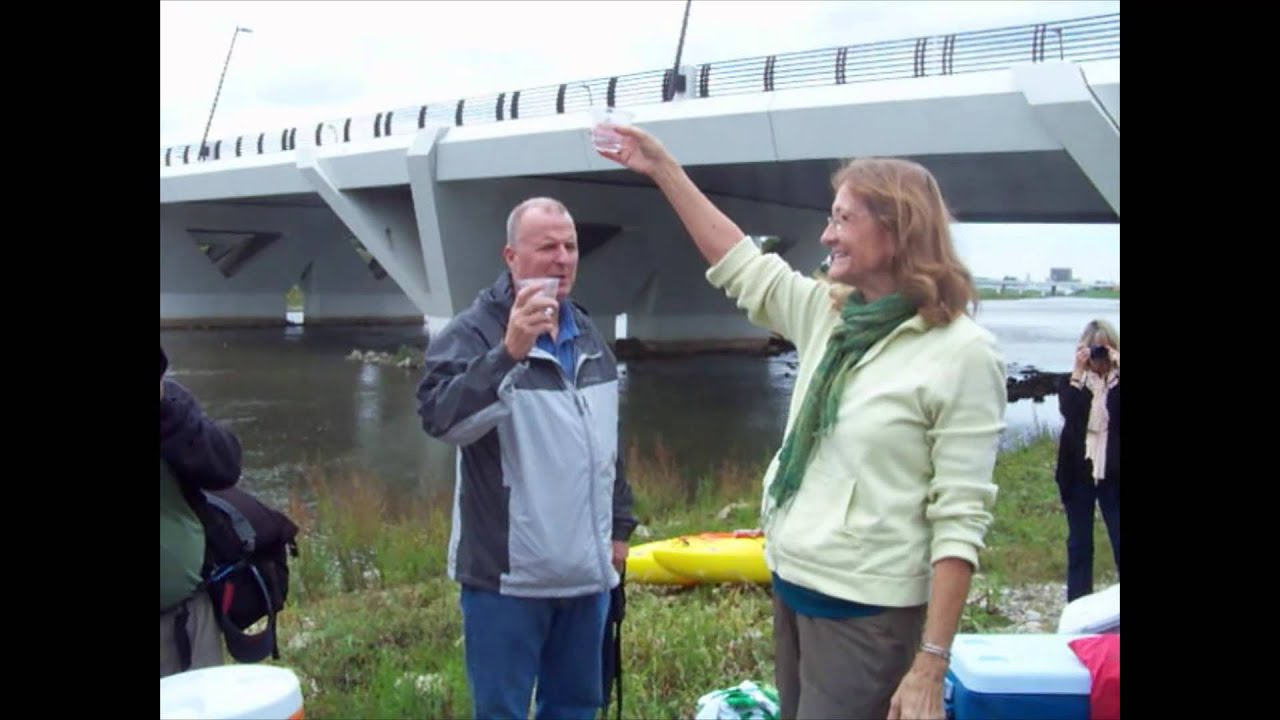 Ice Books with Visiting Artist Basia Irland - YouTube
