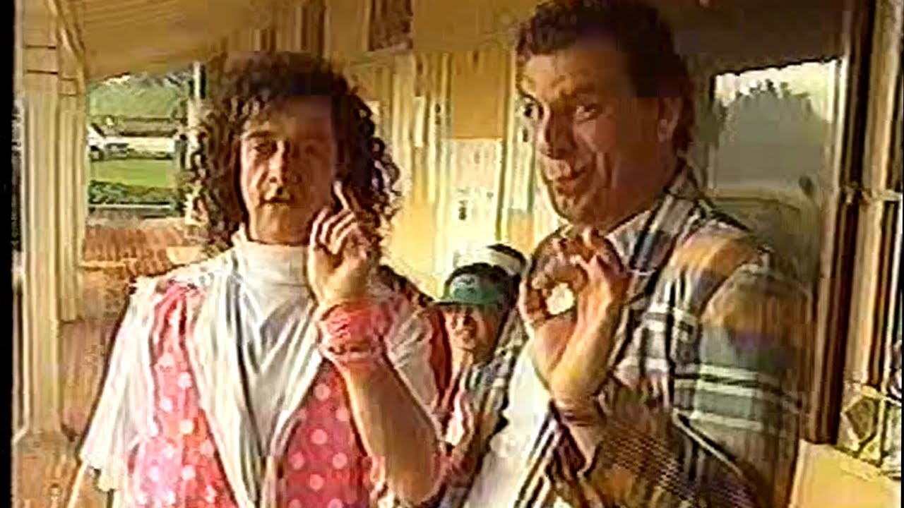 e105 e106 Uncle Rodney Go Golfing | Totally Pauly - YouTube