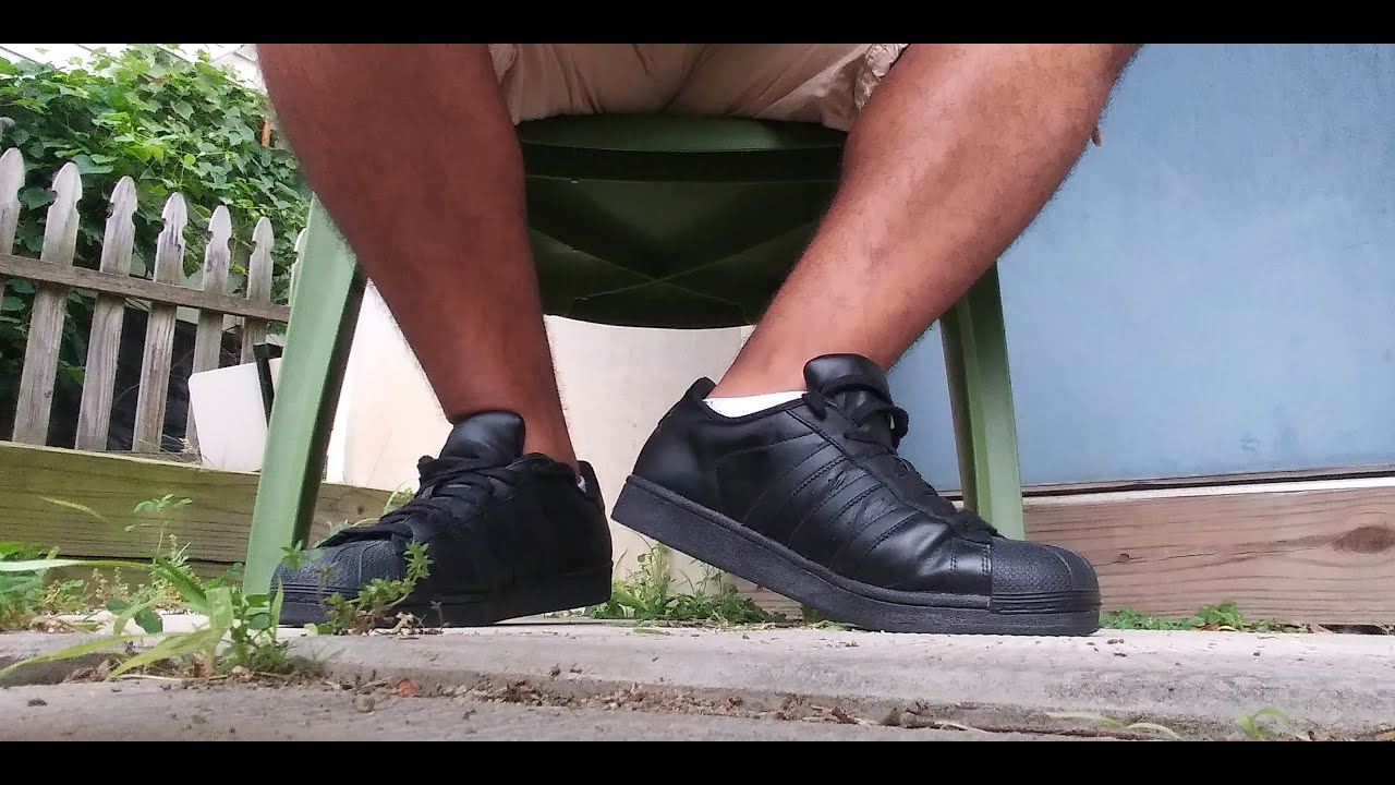 Backyard Feet - YouTube