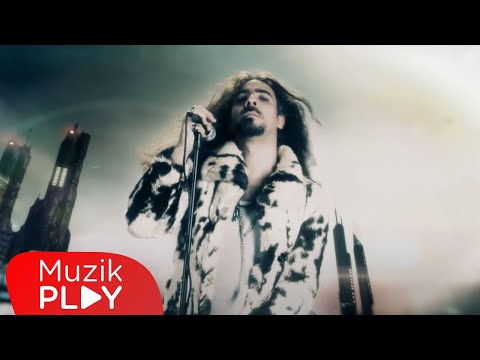 Cem Başak -  Nefesini Tut (Official Video)