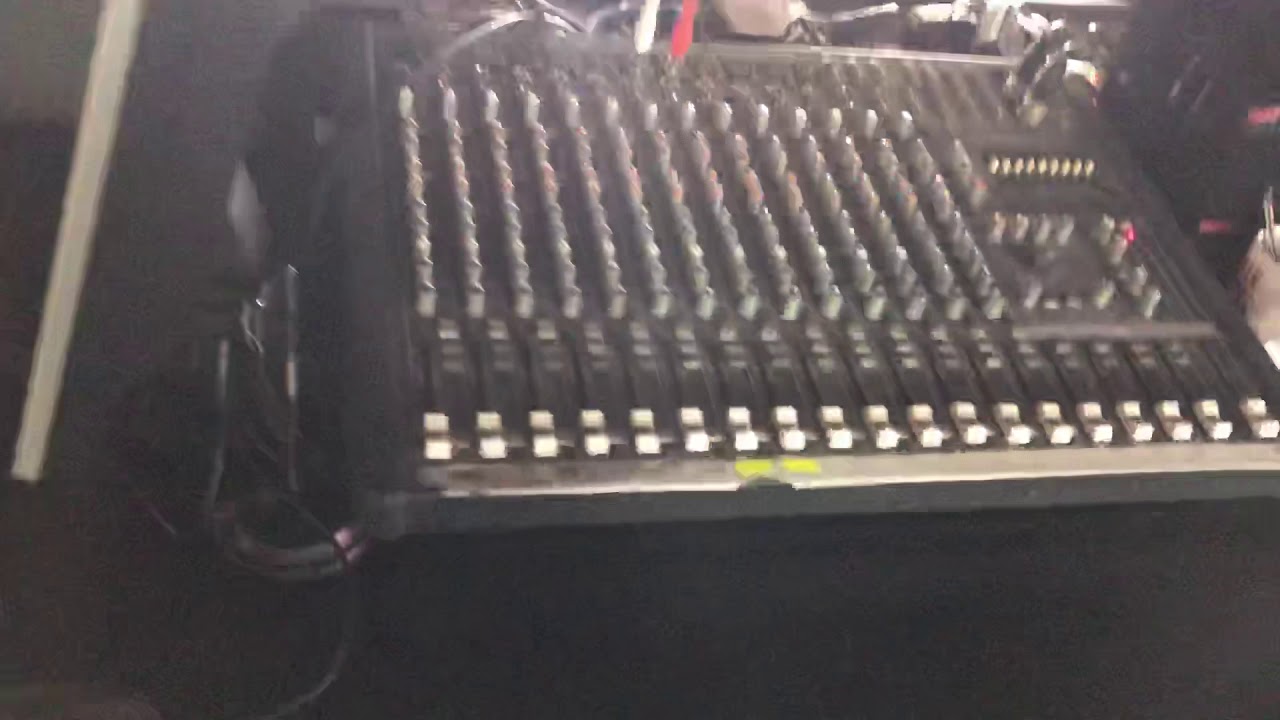 Switch Off Dj console - YouTube