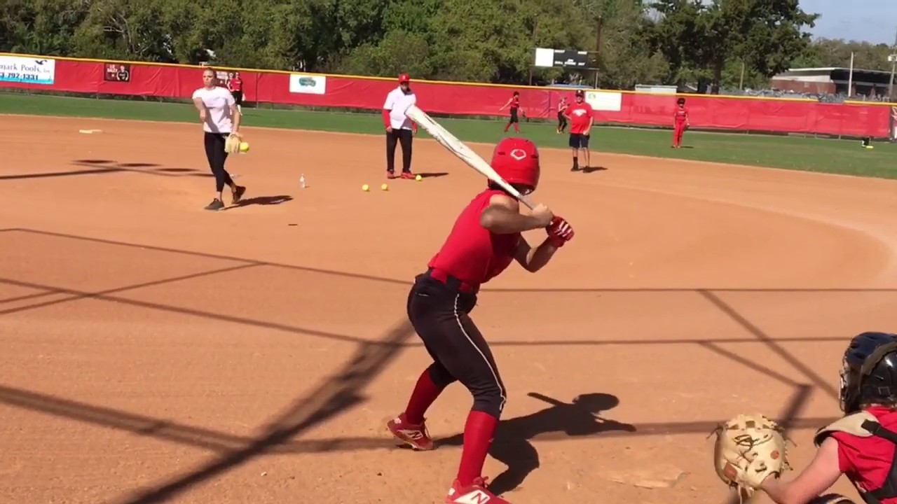 Batting practice with Jessica Burroughs - YouTube