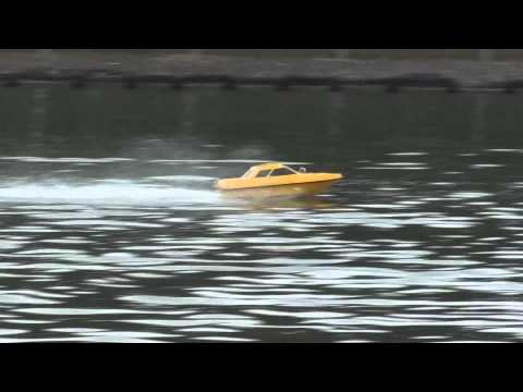 Magnet on Mocom Prop (Hull by Bernard Holder) - YouTube
