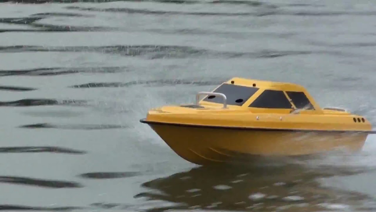 Magnet on Mocom Prop (Hull by Bernard Holder) - YouTube