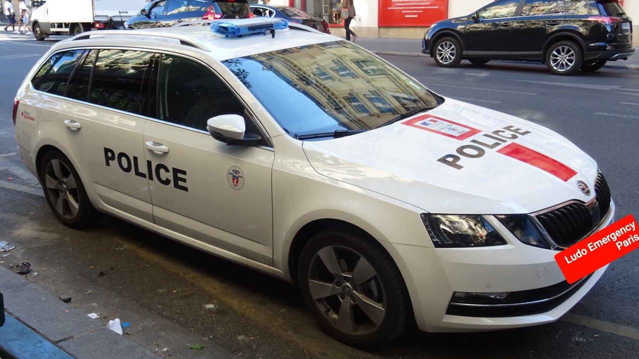 Police Skoda Octavia en Urgence ( COMPILATION) Police Cars responding ...