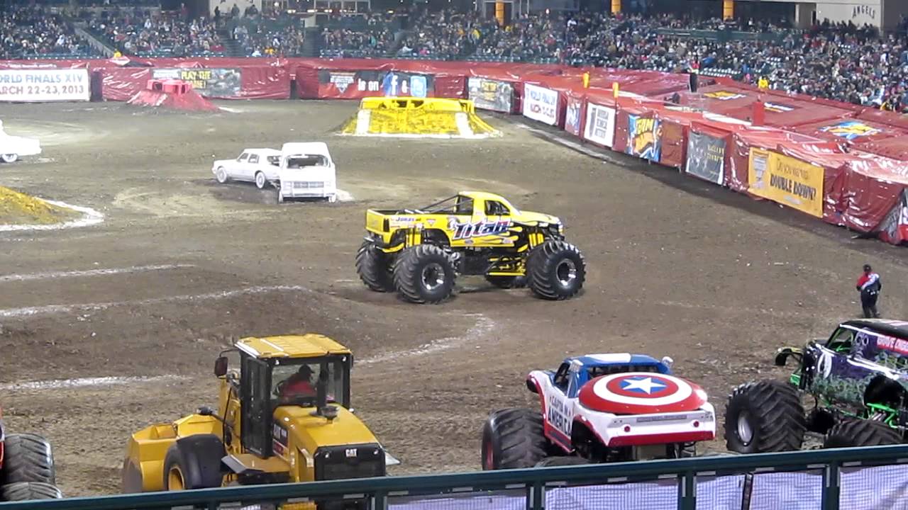 TITAN Beats ADAM ANDERSON!! Monster Jam Anaheim Jan 12 / 2012 - YouTube