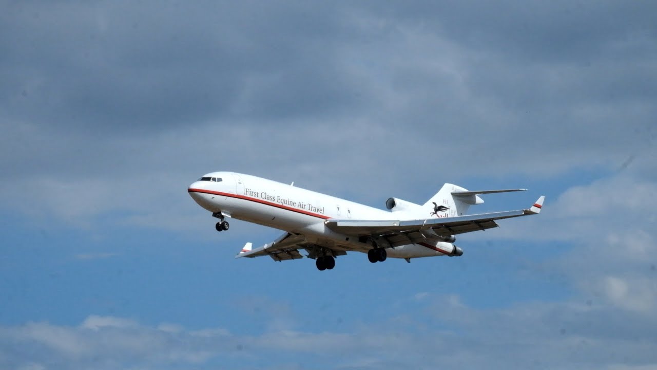 Tex Sutton Equine Air Transportation 727-224(A)(F) landing at BWI - YouTube