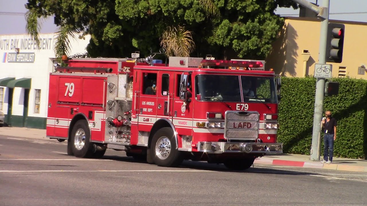 LAFD Engine 79 and Rescue 79 Responding - YouTube