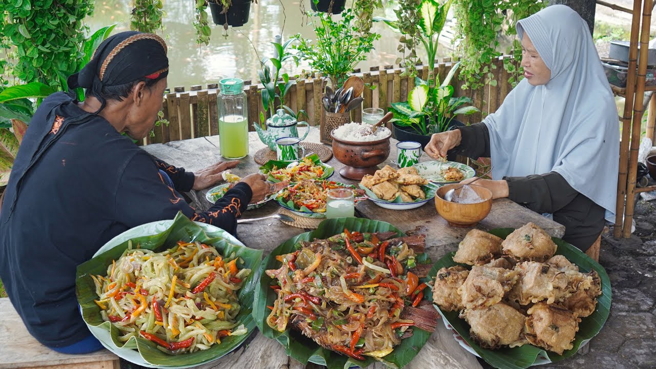 Memetik Belimbing Wuluh | Masak Ikan Nila Saus, Tumis Labu Siam, Tahu ...