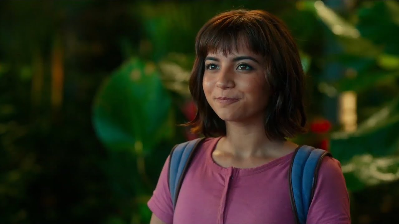 Isabela Moner, exploradora intrépida en el tráiler de Dora y la ciudad ...