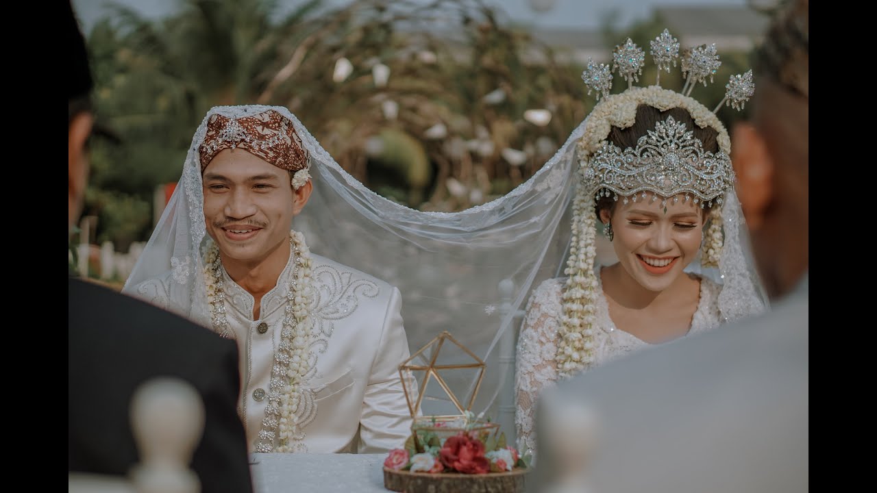 The Wedding of Adi & Qodrina | Tsamara Resto & Function Hall Bekasi ...