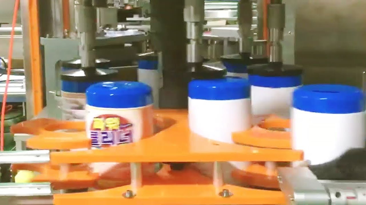 rotary hot melt glue labeling machine for Wet wipe containers bottles ...
