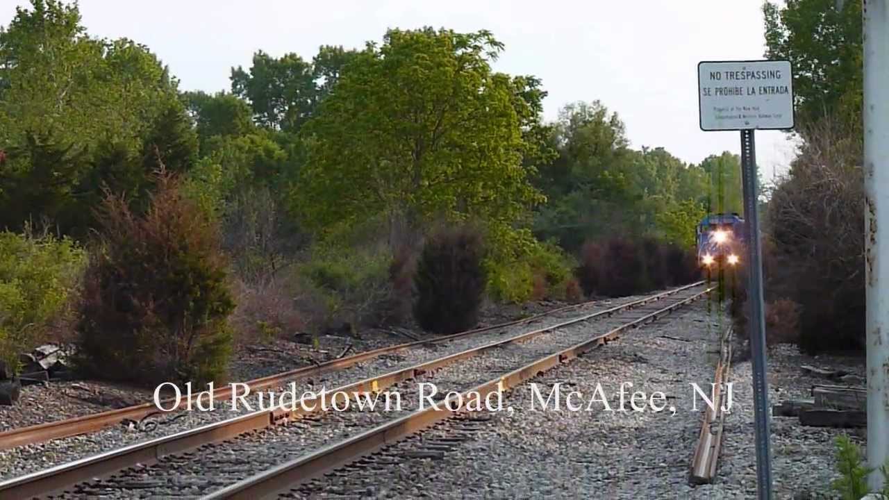 NYS&W May 30, 2012 CEFX 3124 3143, 3810 3014: The first SD60's first ...