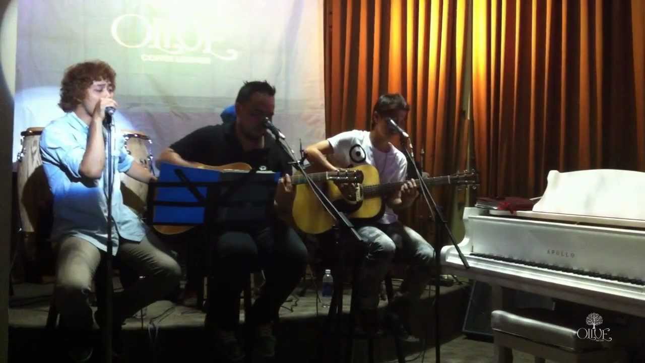 The Zoo Band - One More Night - YouTube