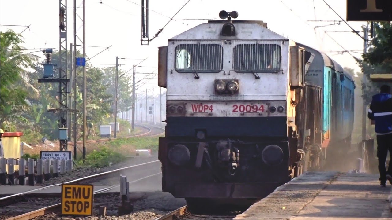 WDP 4 + WAP 5 + WAP 7 locomotive leading NJP SHATABDI EXPRESS - YouTube
