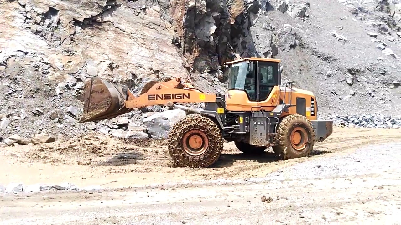 "ENSIGN" 5 ton loader working in stone plant - YouTube