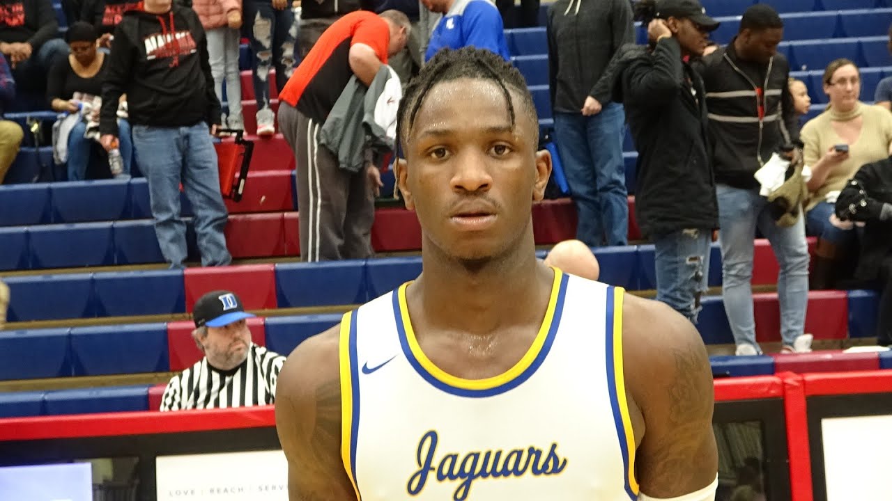 Tony Toney, unbeaten Mae Jemison survive Woodward Academy 61-59 - YouTube