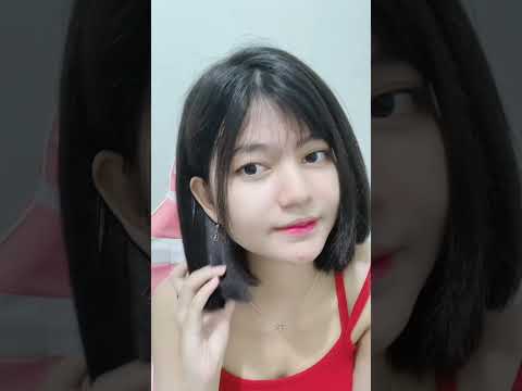 ® Nah tampil gini cantik juga pakai baju merah