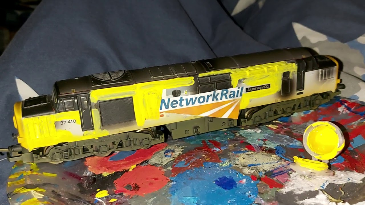 Part.1-Repainted my class 37 transformed into custom network rail ...