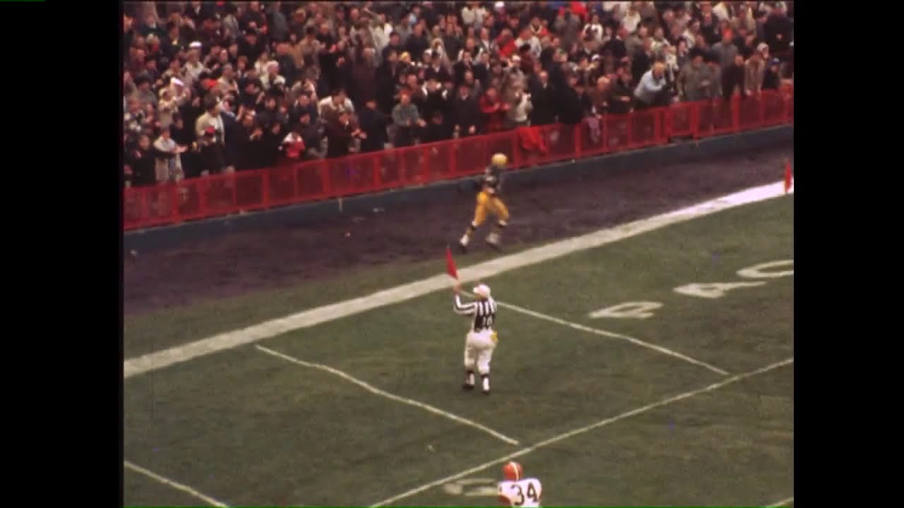 Travis Williams KO Return vs Browns 1967 in MKE - YouTube