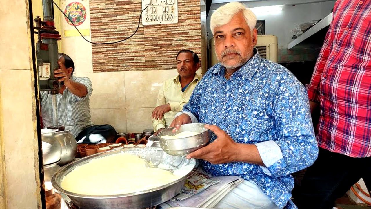 Jaipur Most Famous Lassi of Lassi Wala | Jaipur Street Food - YouTube