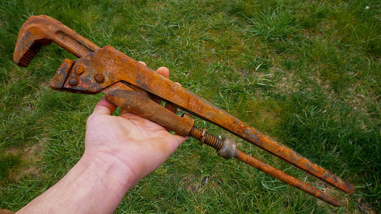 Pipe wrench recovery - perfectly restored - YouTube