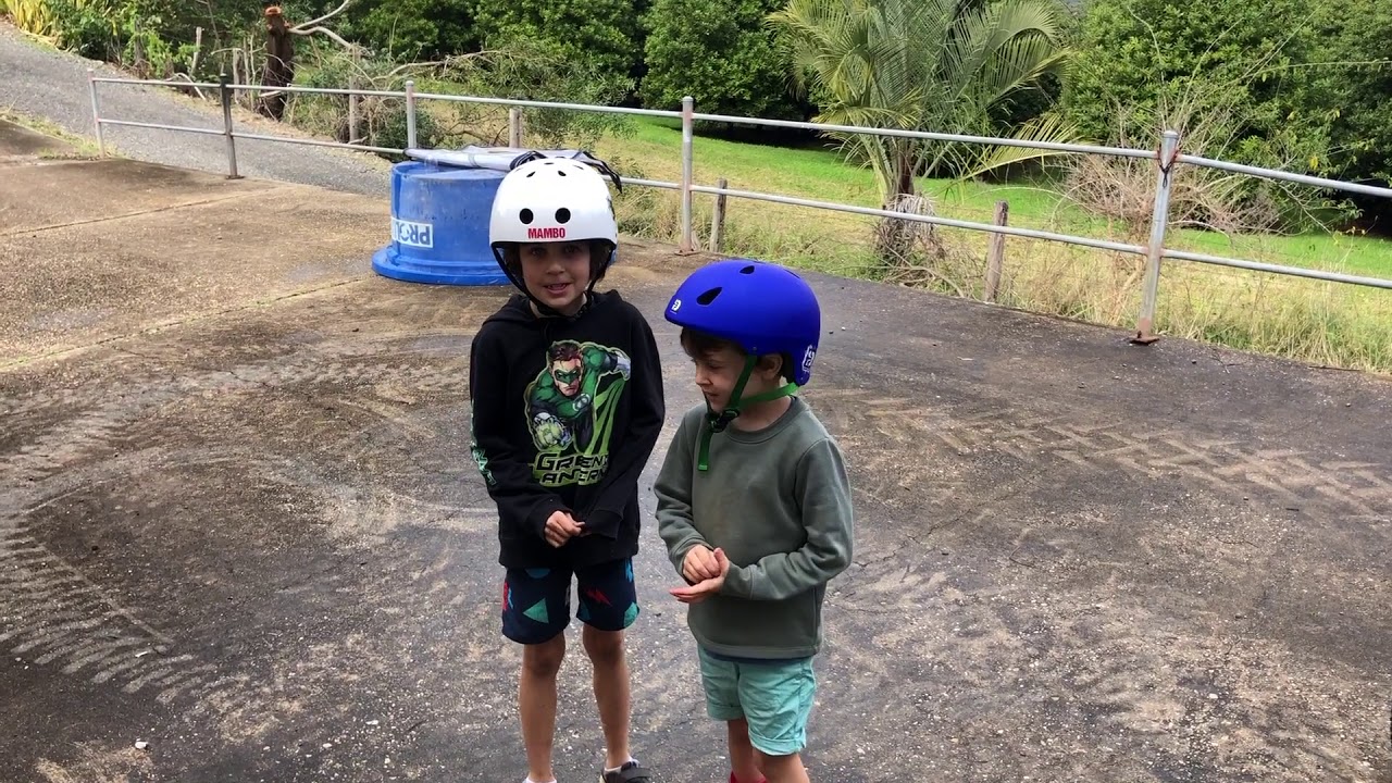 Hudson and Hacker - Skiddy Comp - YouTube