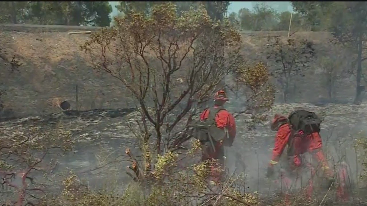 Placerville Fire Burns 20 Acres - YouTube