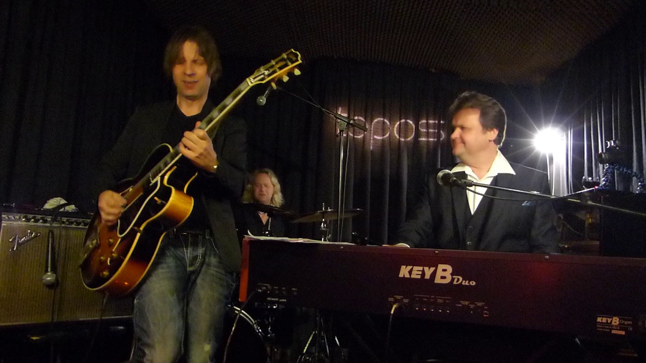 Gregor Hilden Organ Trio@Topos Leverkusen - Mr. Magic - YouTube