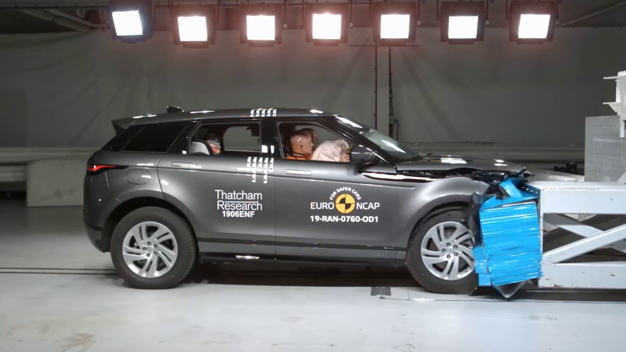 2020 Land Rover Range Rover Evoque, Velar - Crash Test - YouTube