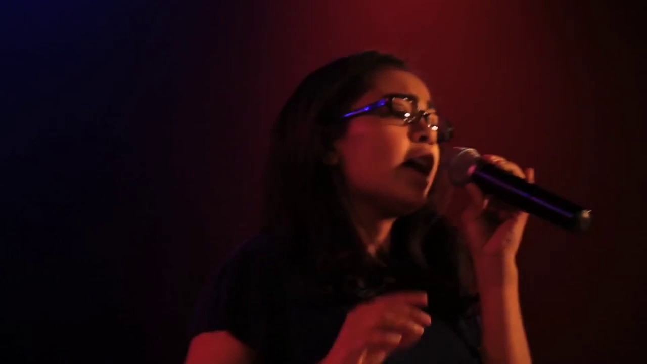 Vale 2013 You know I'm no good - YouTube