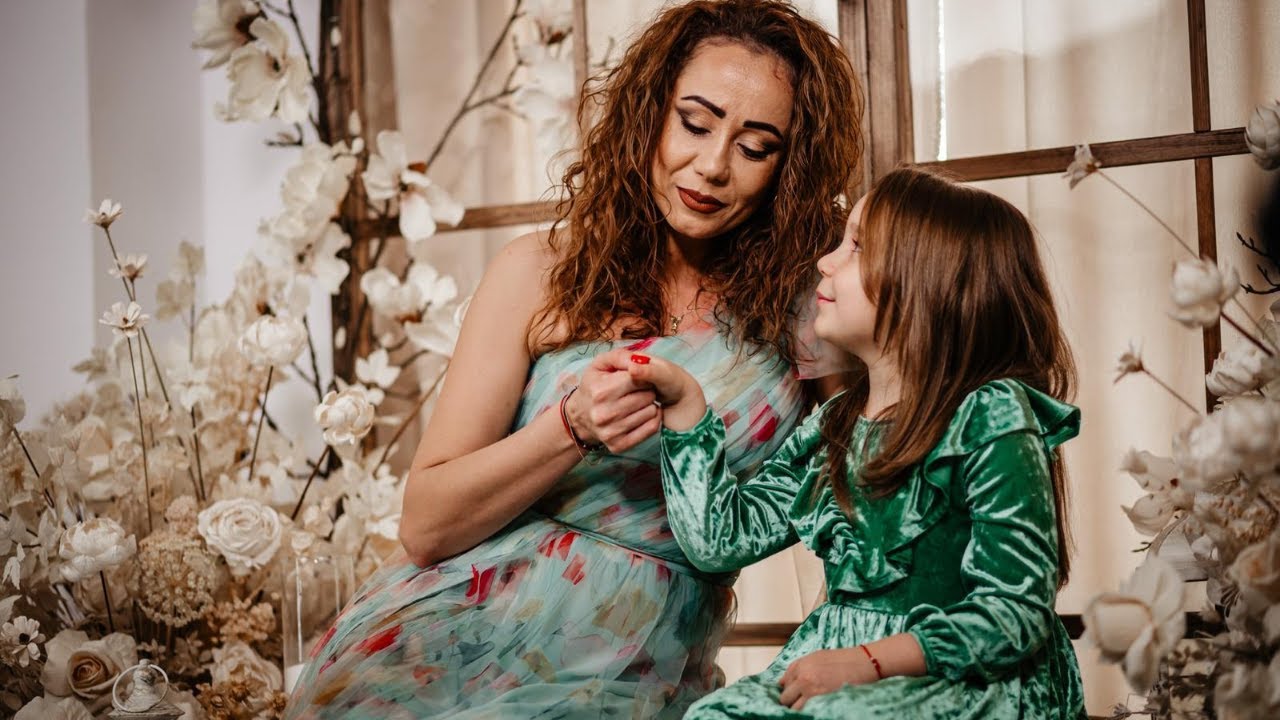 🌺Victoria Gabriela Grigore - Mama, ești o lacrimă sub Soare | MARTIE ...