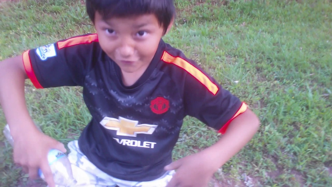 How to make a sand bottle bomb - YouTube