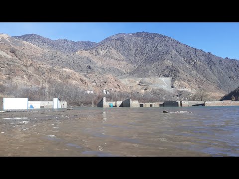 BİNALAR SUYA GÖMÜLÜYOR (ÇÖPLER TOPLANMIŞ)👏 #yusufeli #yusufelibarajı #baraj #barajyolu #artvin #dsi