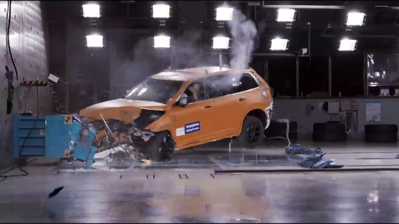 Safest car ever! Volvo XC90 - YouTube