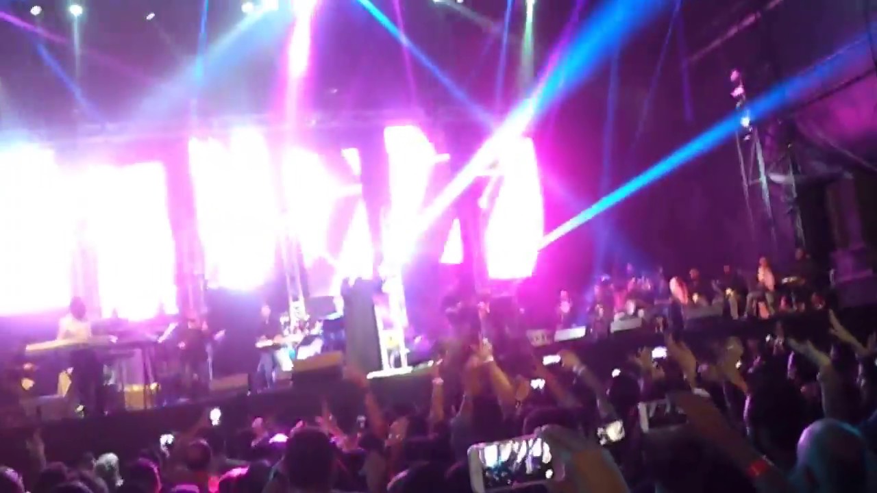 Hussein Al Jasmi "6 El Sob7" - Dubai Concert 2014 - YouTube