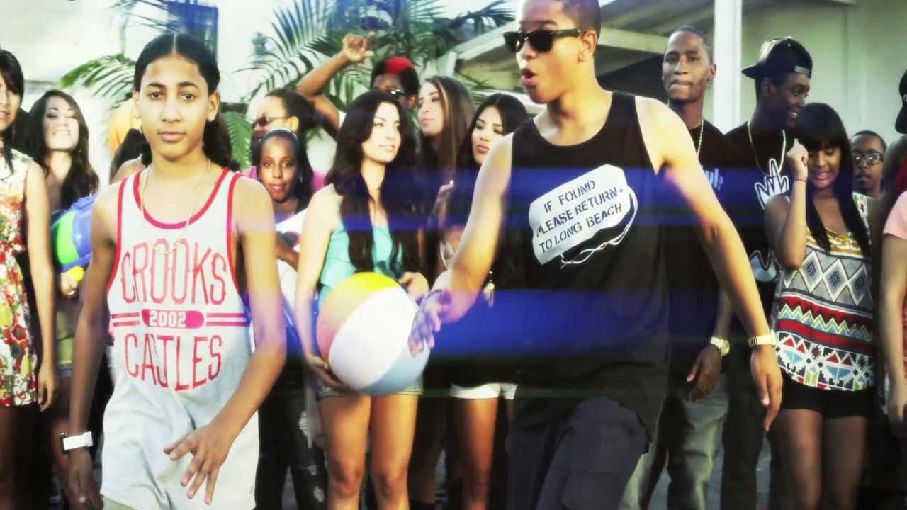 Wonder Broz Ft. Radar 101 Ova Here Official Music Video - YouTube