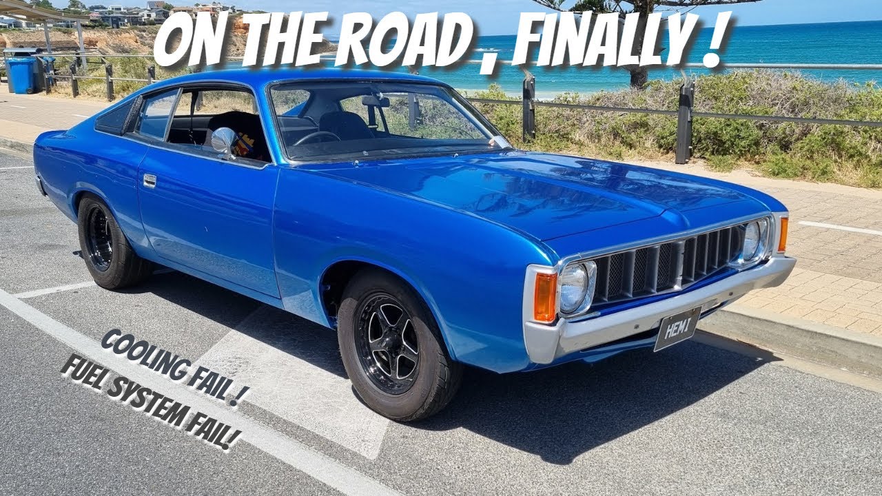 Driving my HEMI 6 VJ Charger ,Triple Weber 265 with Solid Cam Lumping ...