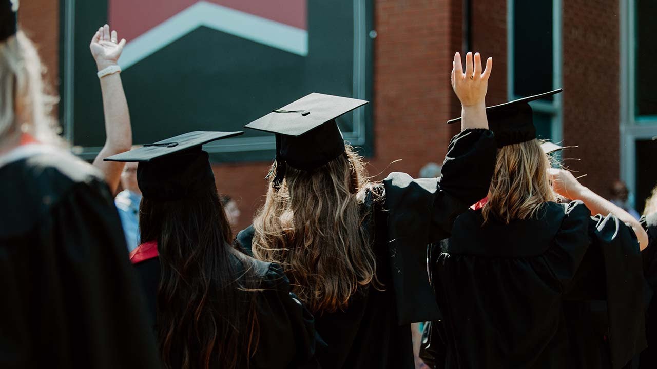 Commencement 2022 Highlights - Lenoir-Rhyne University - YouTube