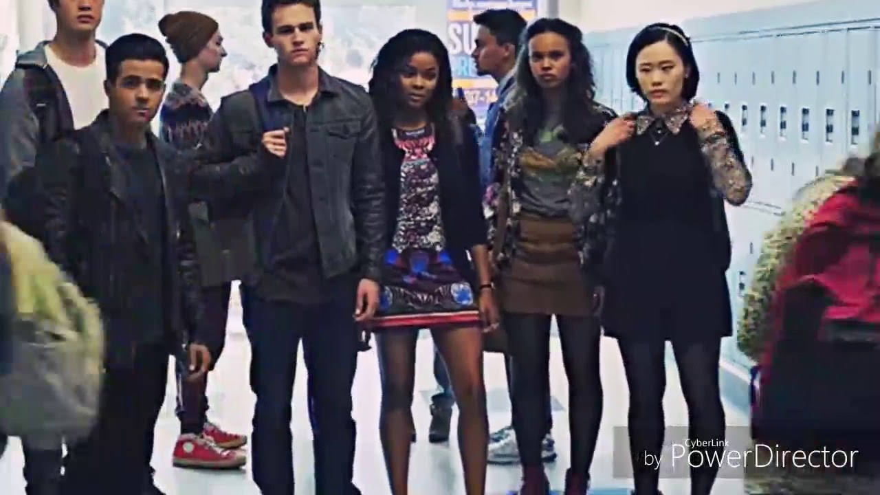 Mv "idon'twannabeyouanymire" Por trece razones - YouTube