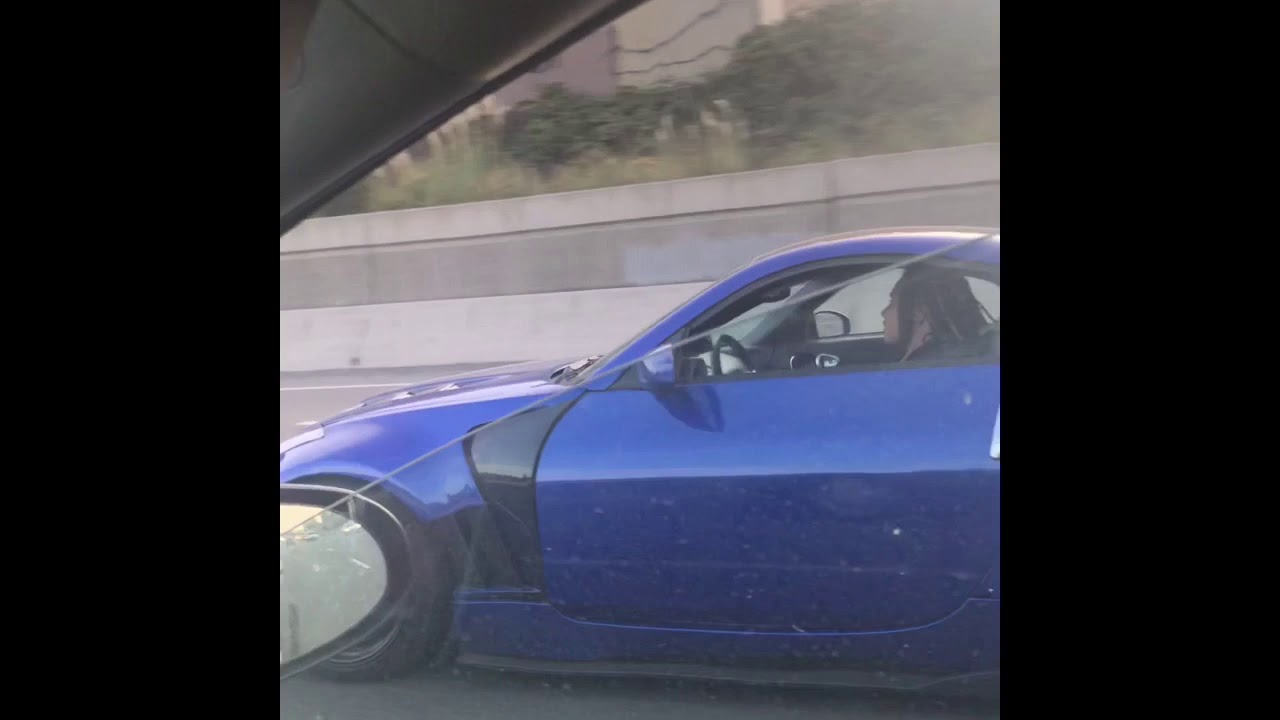 Mike Myke In Traffic - YouTube